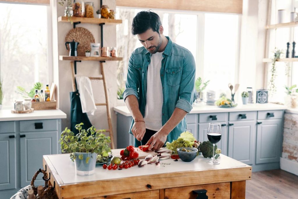 Vous cuisinez seul ? Cette méthode ultra simple permet enfin d’adapter ...