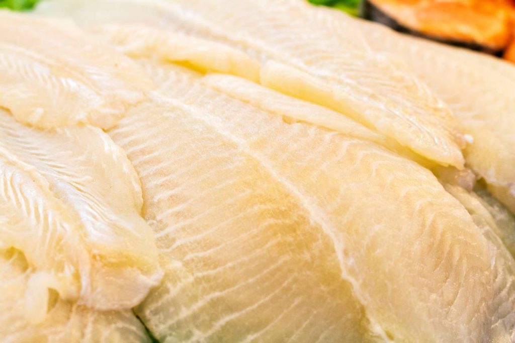 Même les débutants peuvent réussir ces filets de poisson grâce à cette ...